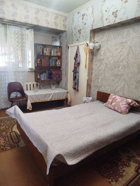 Продается квартира галерейка Мирзо-Улугбекский район Ц1
