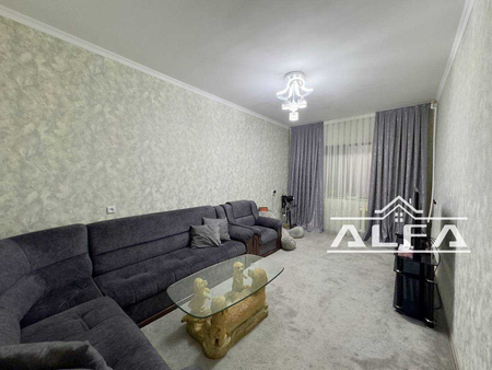 4 xonali 100m2 2-qavat panelniy dom sotiladi.