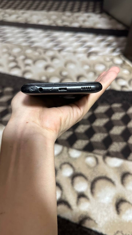 Samsung A03 3/32gb.