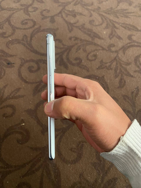 Samsung S20 Fe sotiladi
