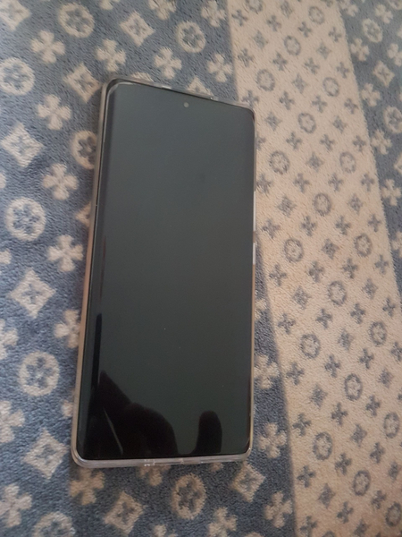 Продаю 32GB Redmi 8 Срочно!