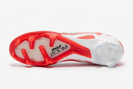 Бутсы от Nike Air Zoom