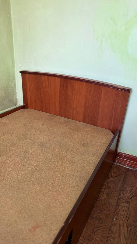 Полутораспальная кровать