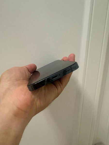 iPhone 12 pro sotiladi
