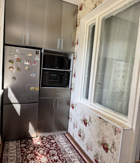 Чилонзор 19 2в3ком Балкон 1,5 *6\\n55м2 срочно продам