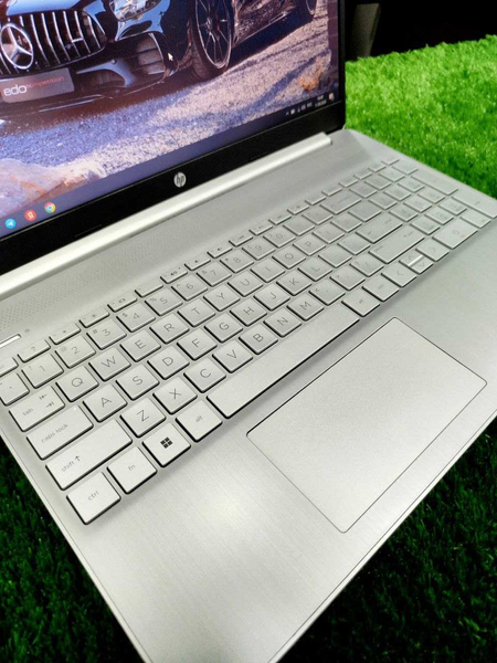Yangidek HP Laptop 15 SKINDKA narxda sotiladi SHOSHILING