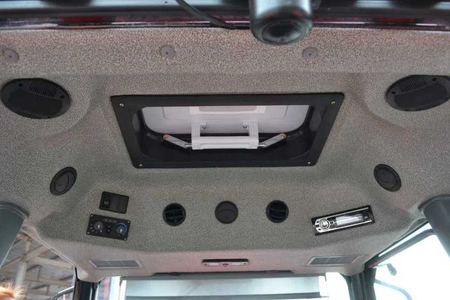 traktor YTO ELX- 1304 nasiyaga ribolarsz