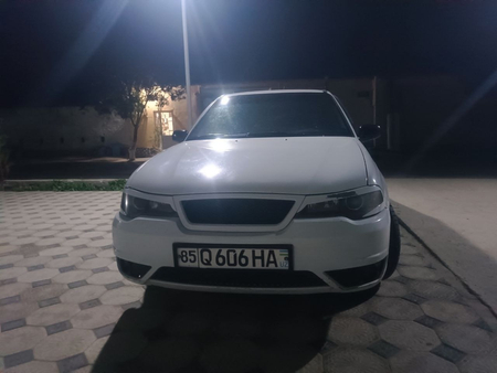 Nexia 2 sotiladi.