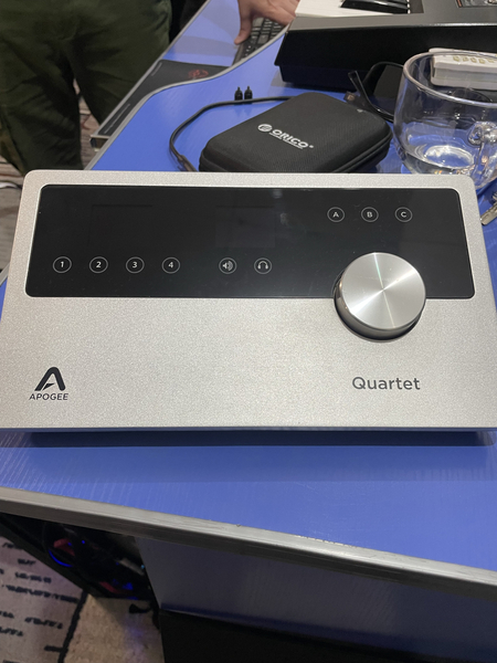 Apogee Quartet Apogee Quartet состояние идеальное