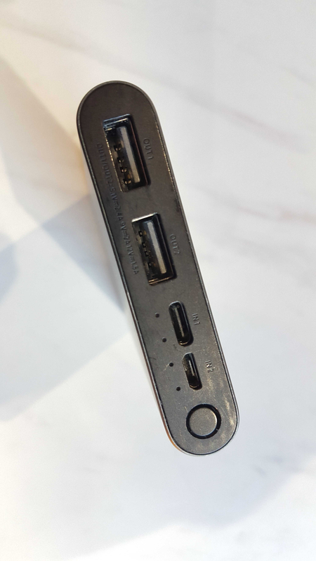 Продаю Xiaomi Powerbank 10 000 mah !!!