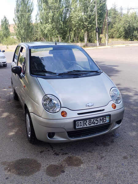 Matiz sotiladi. Ozimizzi moshina. Umuman ishi yoq. Olinadi miniladi