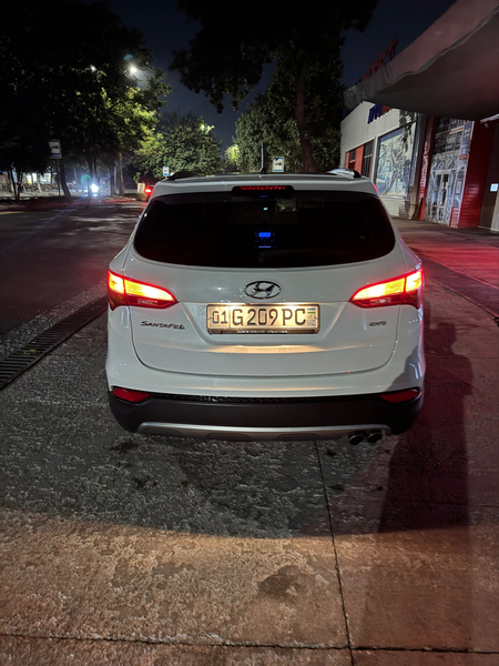 Продается Hyundai Santa Fe (3 поколение) 2.4 4WD A/T