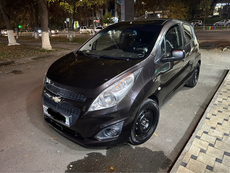 Срочно продам Spark