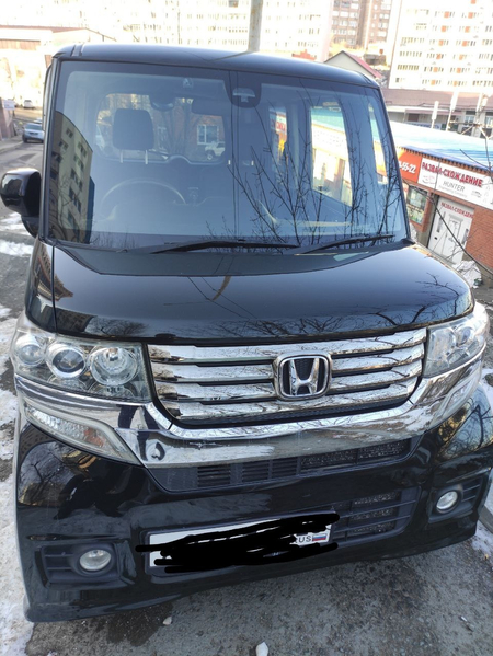 Владивотокда Honda N Box машинаси сотилади ёки алмаштирилади