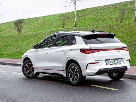 BYD E2 bo'lib to'lashga