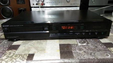 CD Проигрыватель Sharp DX-650
