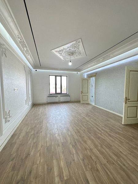 Продается Евро дом Ор-р: Циолковский 430м2