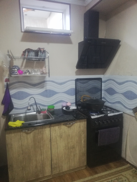 Срочно продам участок без земли 3 комната.