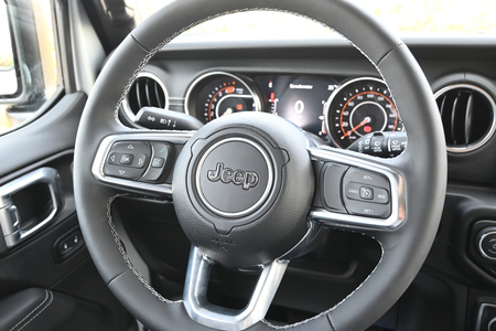 Jeep wrangler sahara new