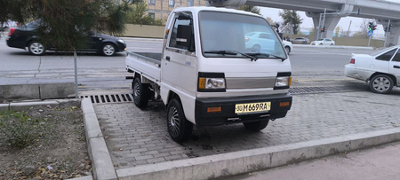 Лабо сотилади сирочно