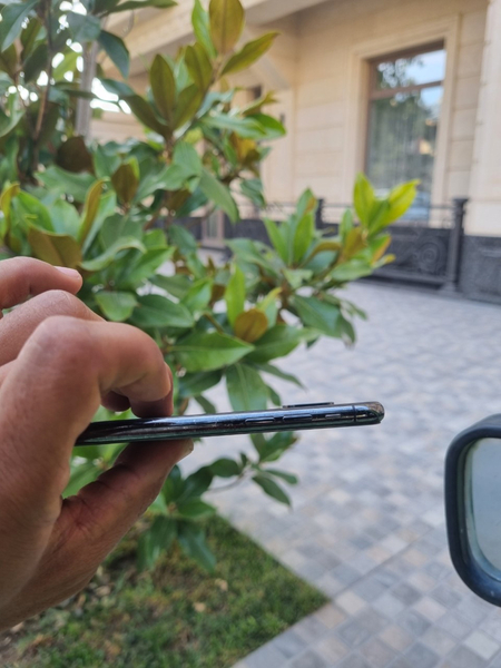 Iphone X 64Gb face ID true tone ishlamedi  Yomkost 90%