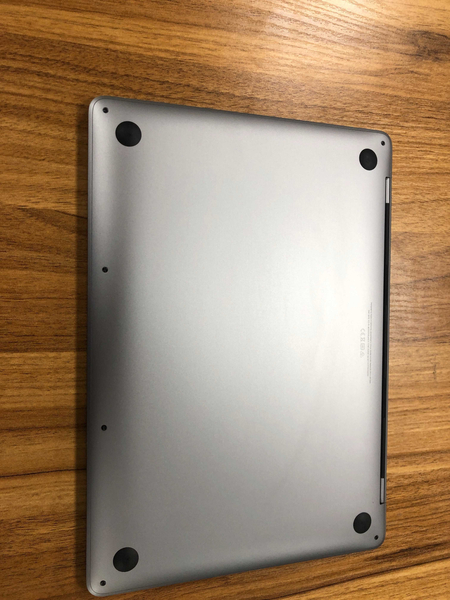 Macbook pro M1 13 dyum 8/256