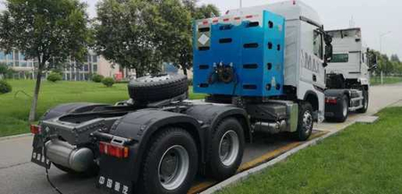 Тягач HOWO max CNG Metan bilan Arenda s vikup