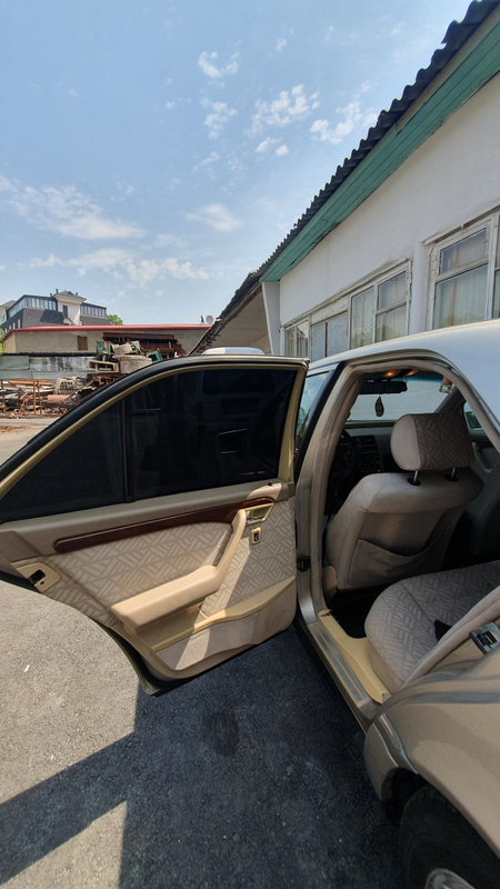 Mercedes-Benz w202