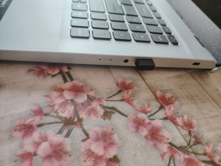 Acer aspire i5 8/256 (HOLAT 1 OY BOLGAN)