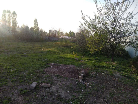 ВНИМАНИЕ Продаю 6 комнатный дом земли 54 сот 2 парника срочно.