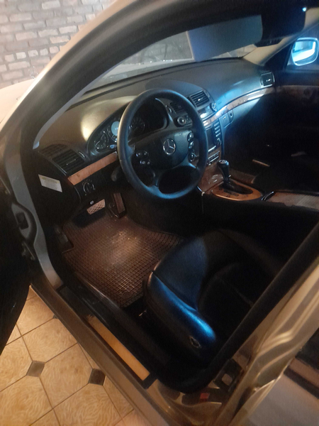Мерседес 211 Е 350 год 2007 двигатель 272