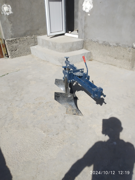 Zubr mini traktor zudlik bn sotiladi