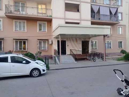Ул. Самаркарканд Дарваза 1/1/12  сотилади  1-2 килинган зур вариант