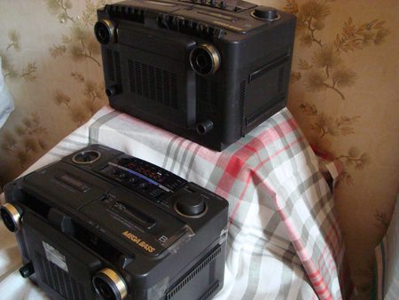 SONY CFS - 715 s. На запчасти. Отдельно. Список и цены смтр. ниже.