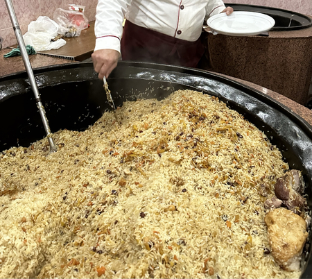 Toʻy banket hizmatlari uchun oshpaz Atxam aka