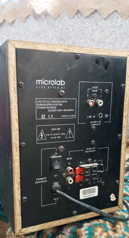 Microlab sabwoofer 3d sentr