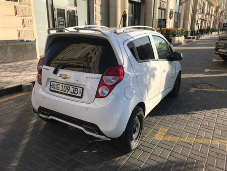 Chevrolet Spark AT 2020