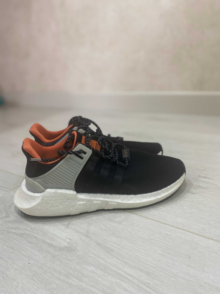 Кроссовки Adidas новые