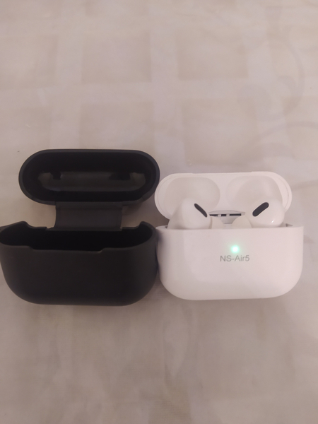 Air pods original Sotiladi