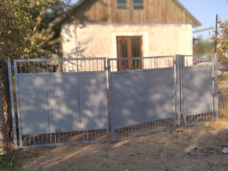 Dacha 8 sotix yer