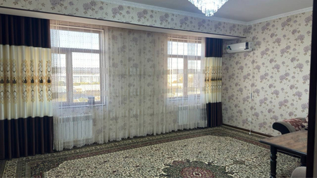 Продаётся 2х комнатная кв на 5-этаже 70кв.м ор: 5-мик в дол дороге.
