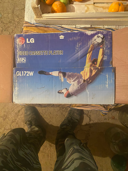 2003 VIDEO CASSETTE PLAYER 900 million Sotiladi faqat oladiganlar yoz!