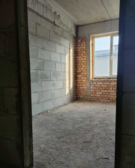 Новостройка коробка, кирпич 2/5/5 47 м² Яшнабад ор-р ЖК Баку