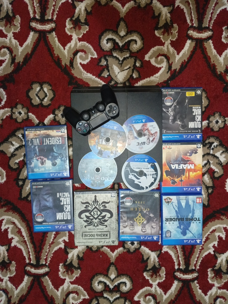 Ps 4 bonus 15 ta tisk blan 1 ta jostik