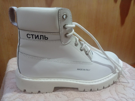 Продаются кроссовки