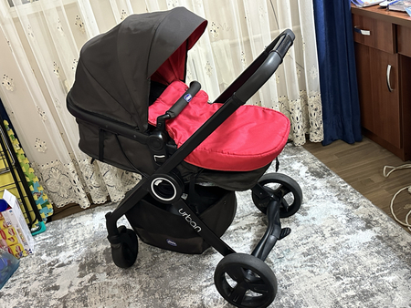 Продам коляску Chicco urban store