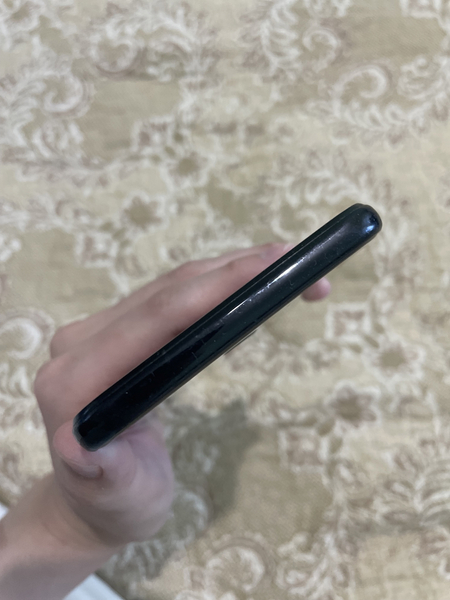 Samsung galaxy J4+ yaxshi xolatta