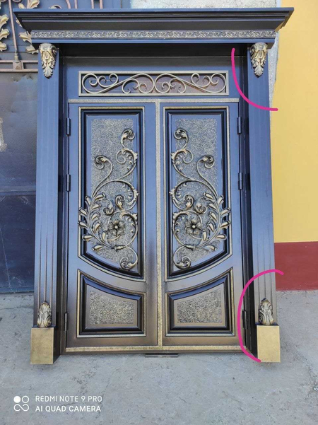 Darvozalar , perilalar , eshiklar , panjaralar