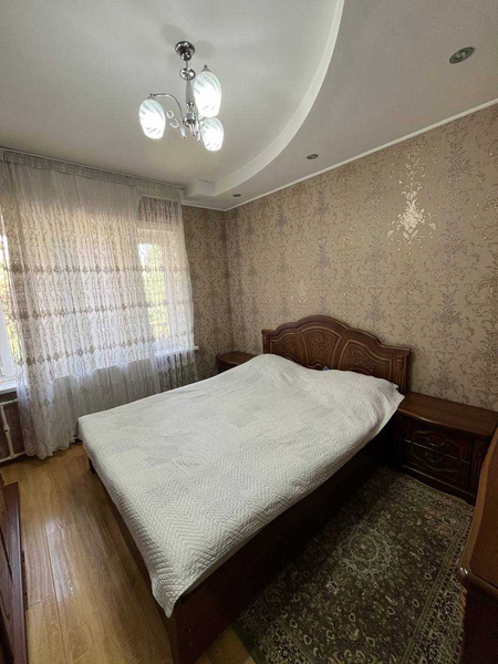 Дружба Народов  .2в3/2/4,  кирпич   77-серия  ( мебель + техника )