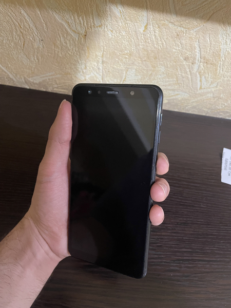 Samsung galaxy A7 4/64gb